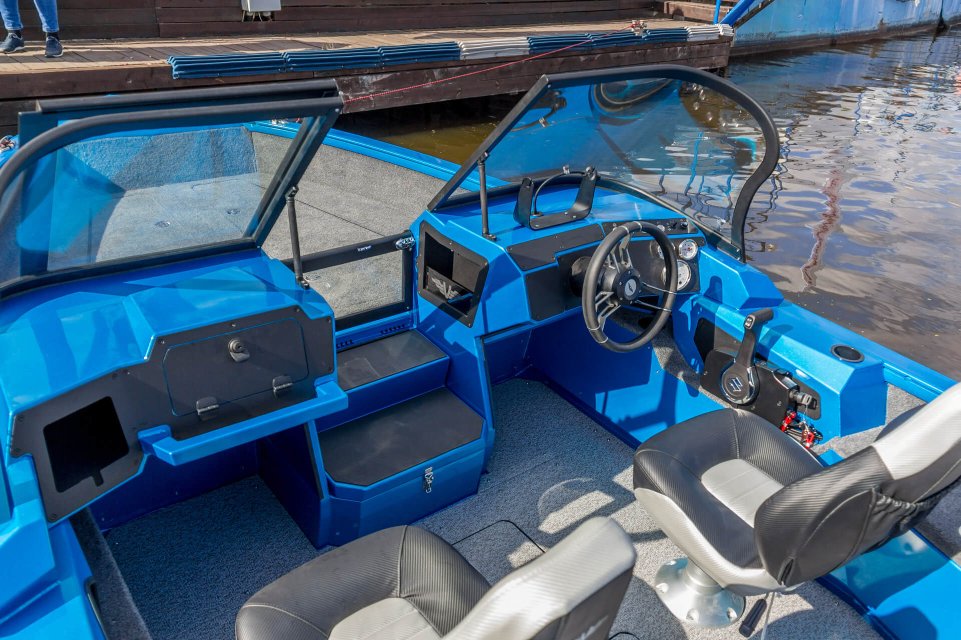 FISHPRO X7 - алюминиевая лодка для рыбалки VBOATS